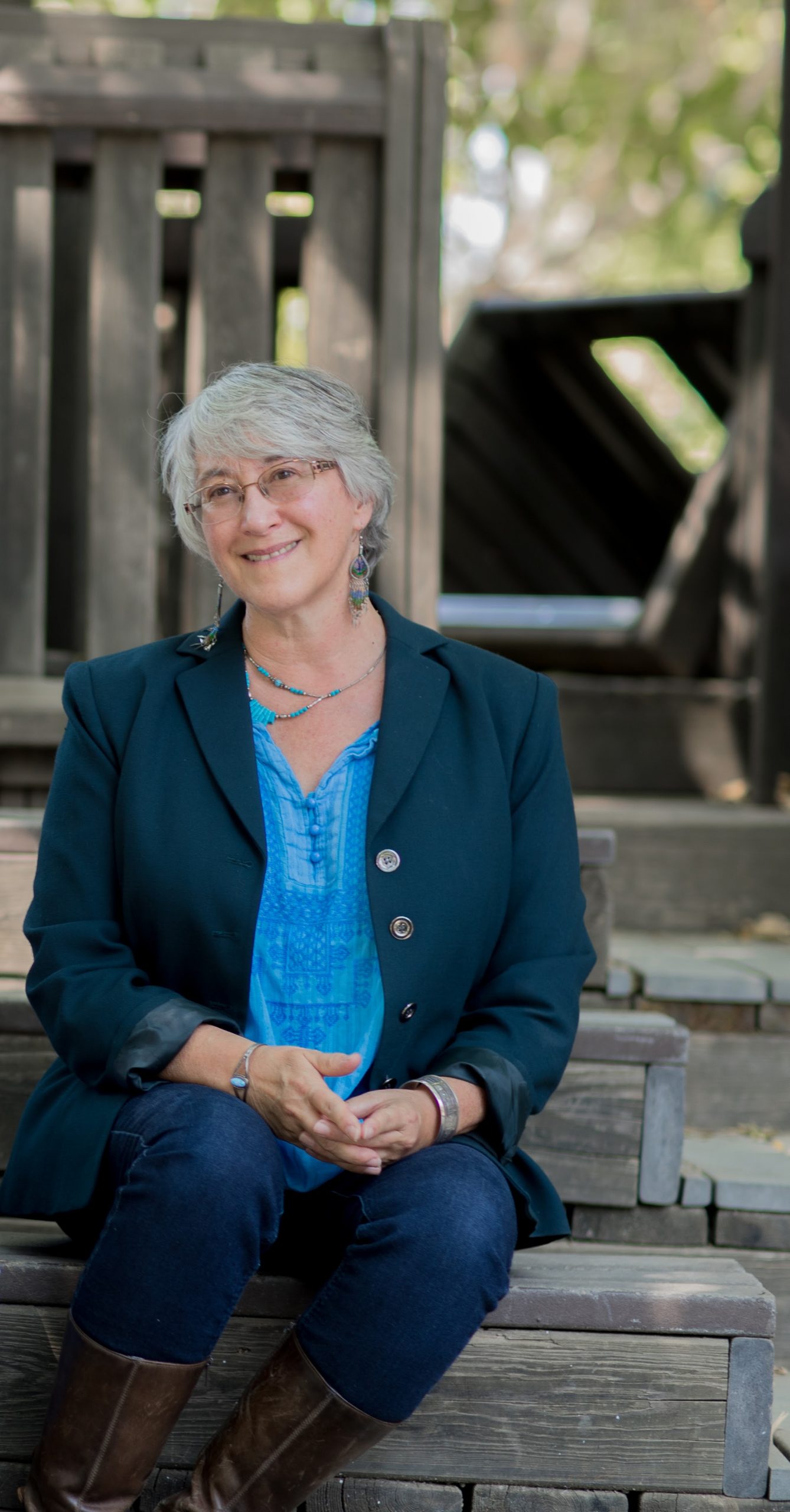 About – LISA NALBONE